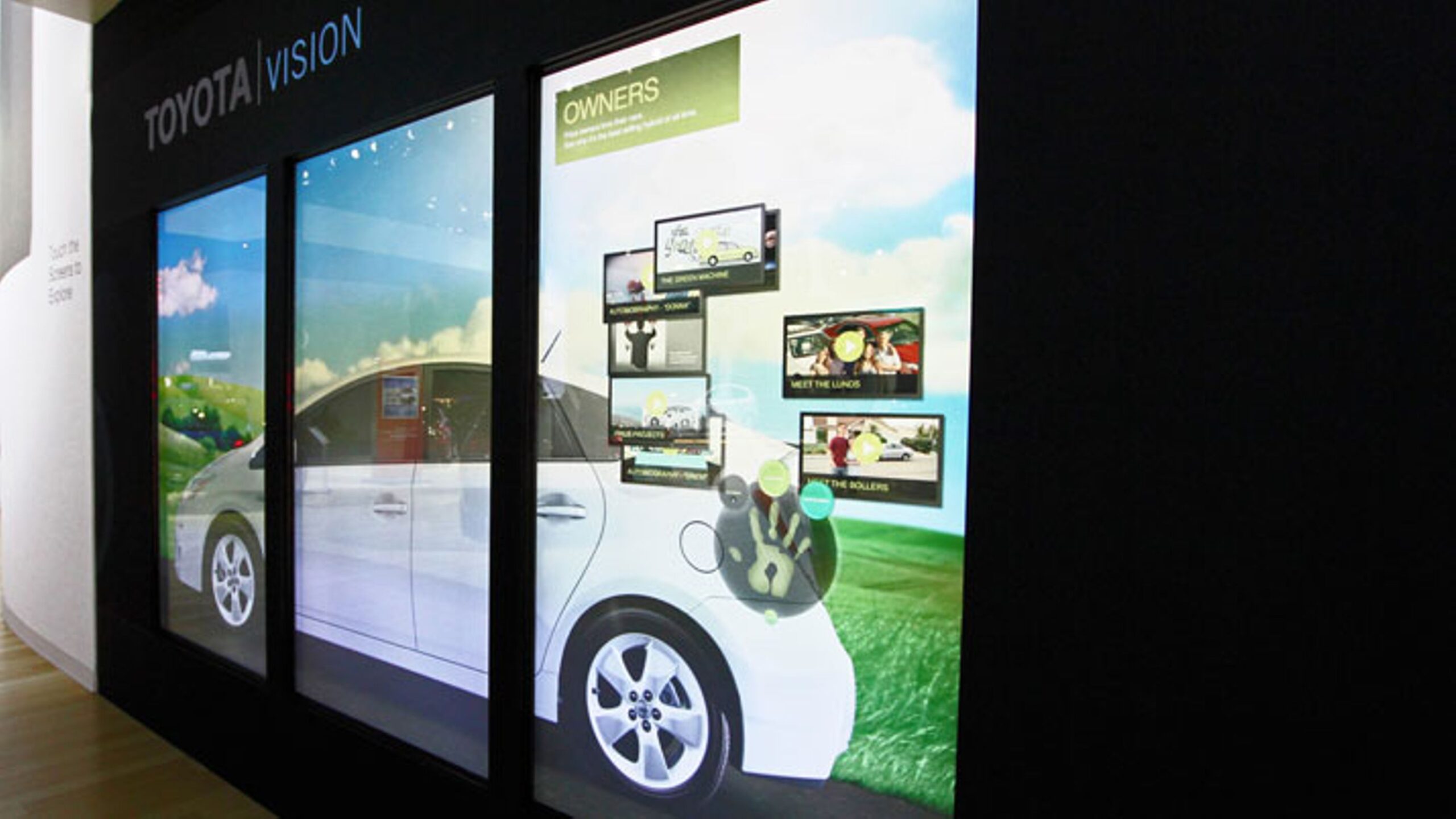 Toyota Multi-Touch Vision Wall - GPJ Singapore